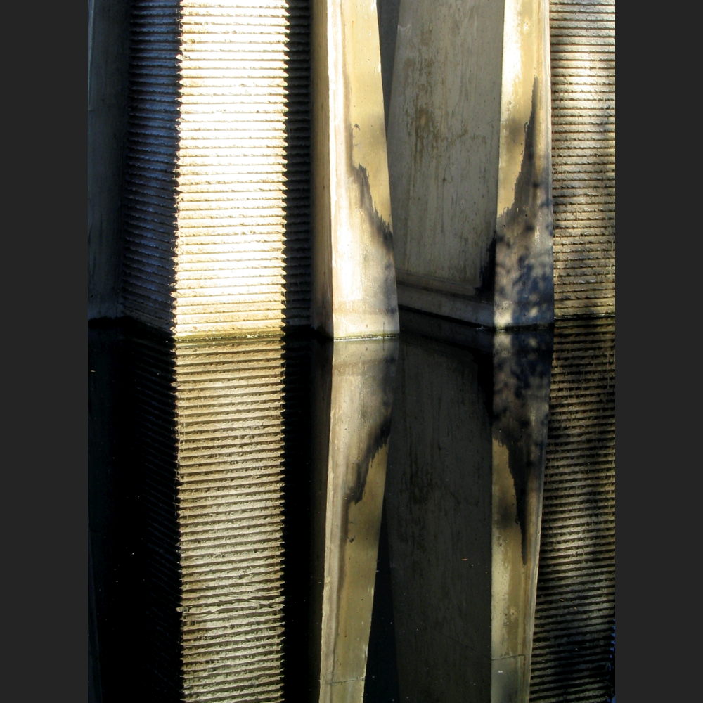 Reflected Columns – Biz Hertzberg Photography